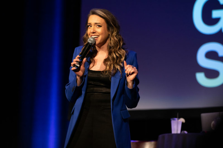 Comedian Janelle Draper ’07 to Perform at The Wilbur Theater Saturday ...